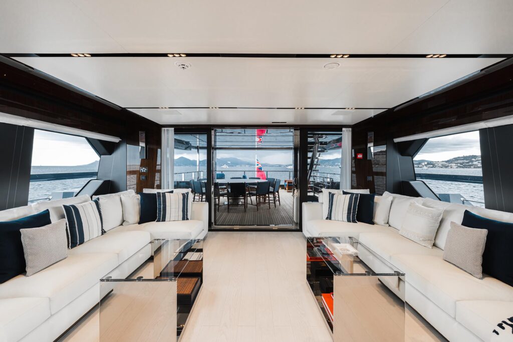 LADY FIRST Yacht Charter Details, Riva | CHARTERWORLD Luxury Superyachts